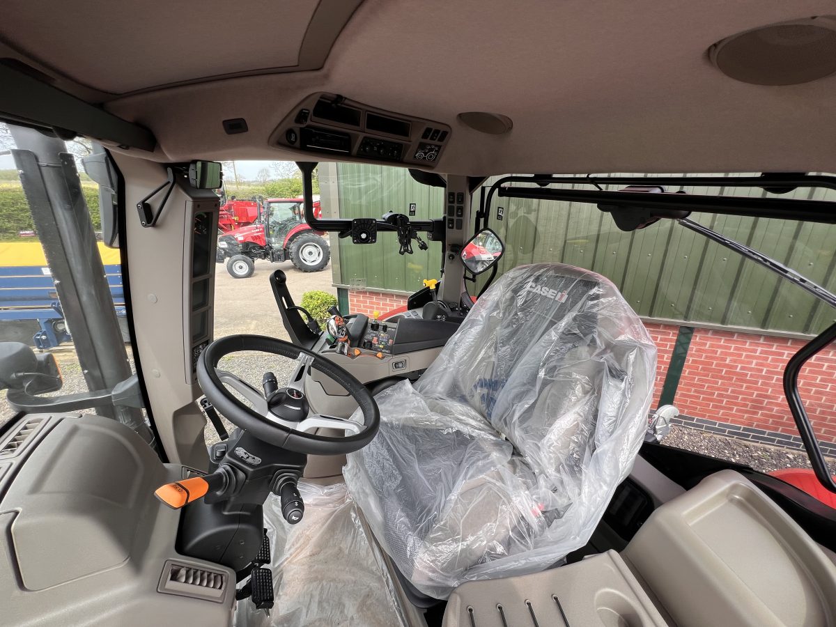 CASE IH PUMA 175 CVX - James Green Farm Machinery